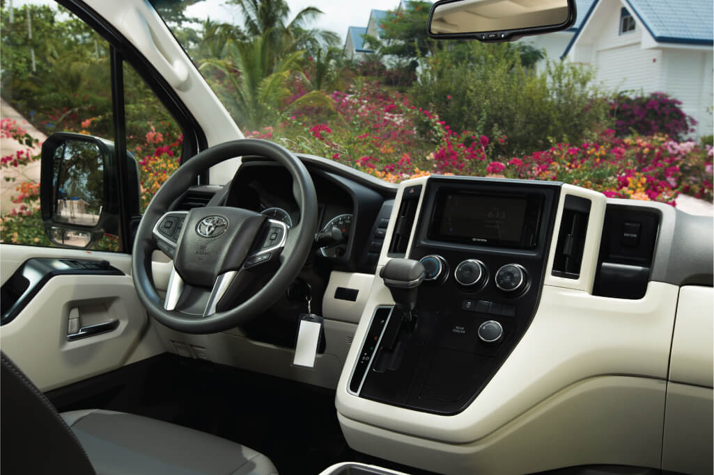 HIACE GL GRANDIA TOURER – Toyota Davao City, Inc